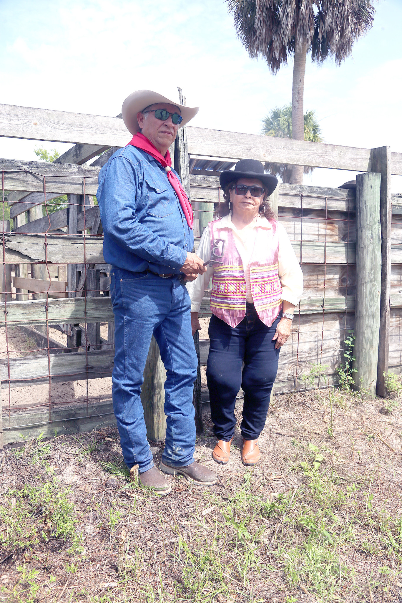Brighton cattle owners recreate old family photo • The Seminole Tribune