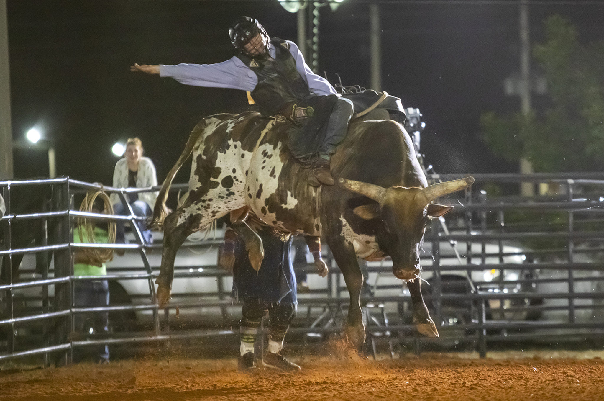 Betty Mae Jumper, Bill Osceola rodeos light up Hollywood Reservation ...