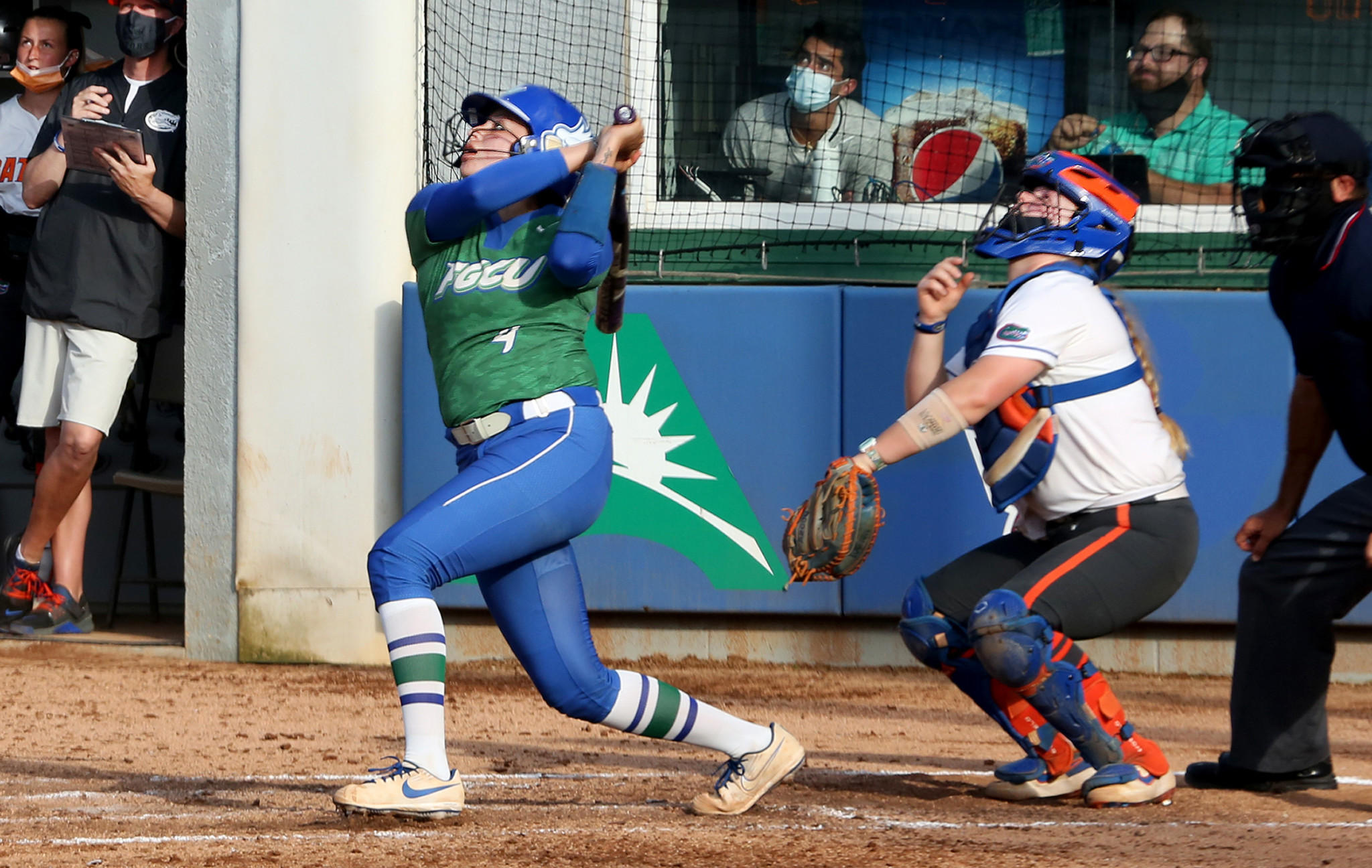 FGCU softball falls to No. 3 Florida, 3-0 • The Seminole Tribune