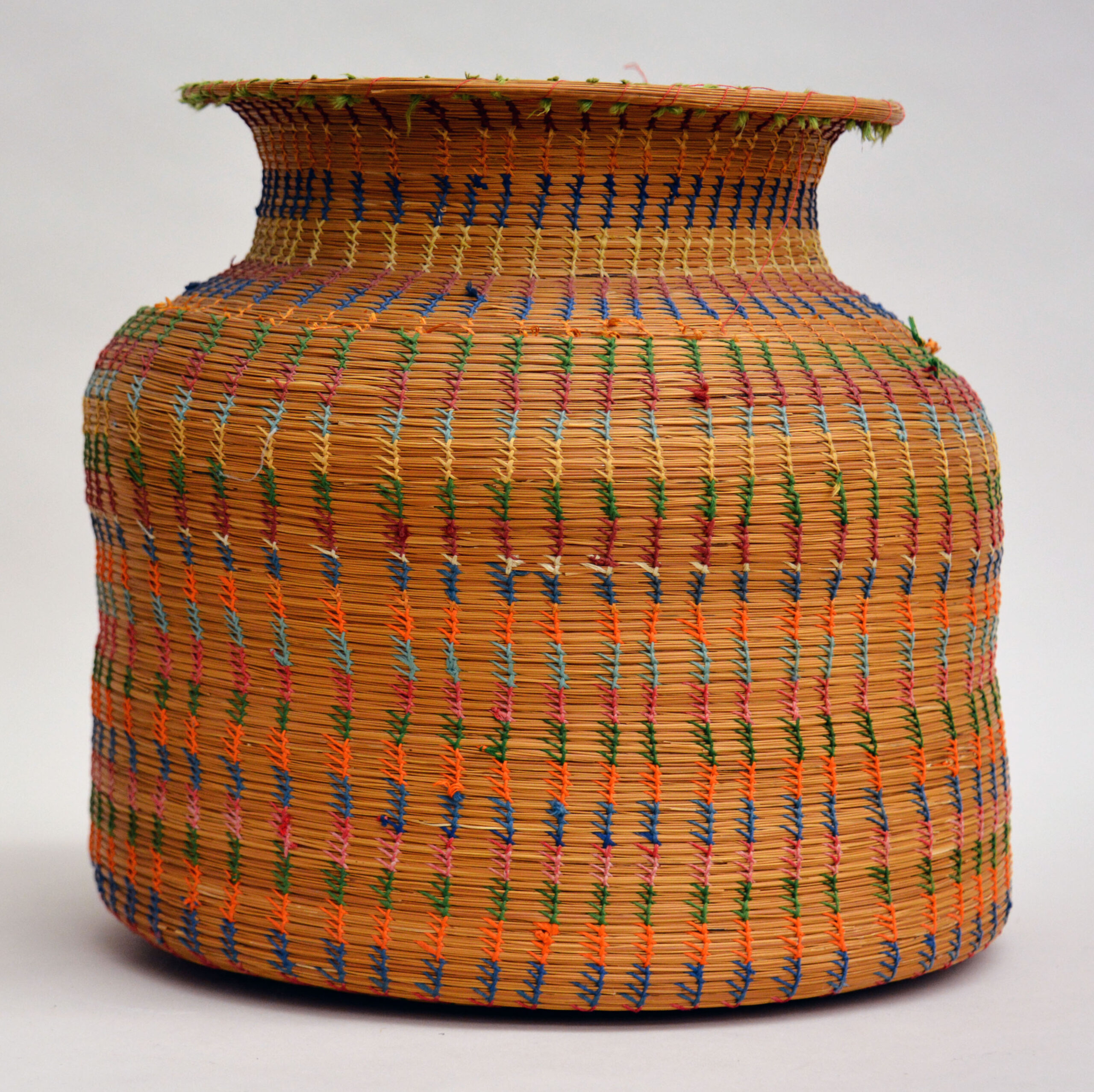 Sweetgrass basket gets dramatic makeover at museum • The Seminole Tribune