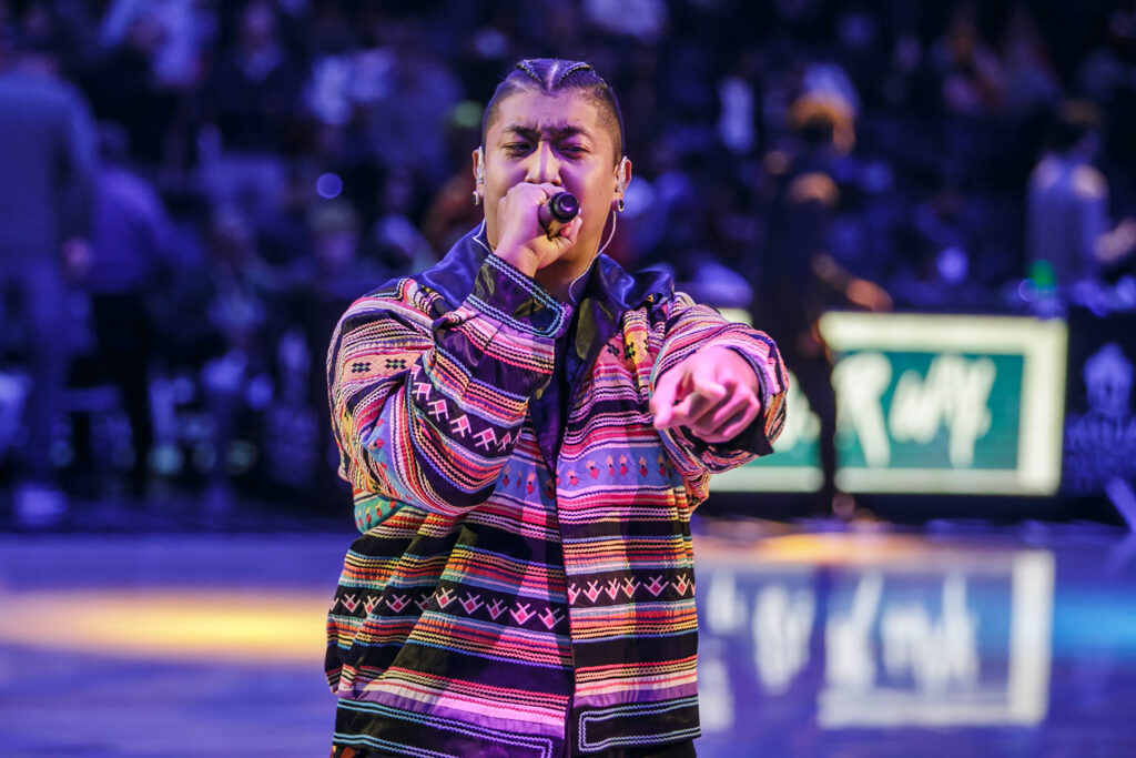 'Dream' performance for Battiest brothers at NBA game in Los Angeles ...