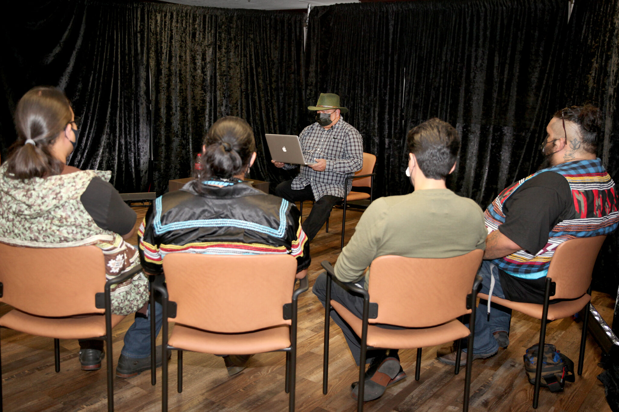 New Seminole writing group strives to inspire • The Seminole Tribune