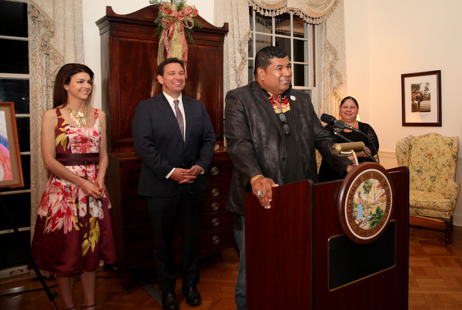 Governor honors Seminole students during Native American Heritage Month ...