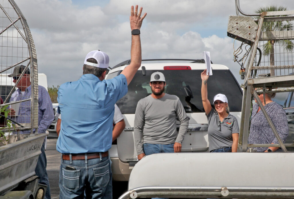 Auction proves to be big hit with tribal members • The Seminole Tribune