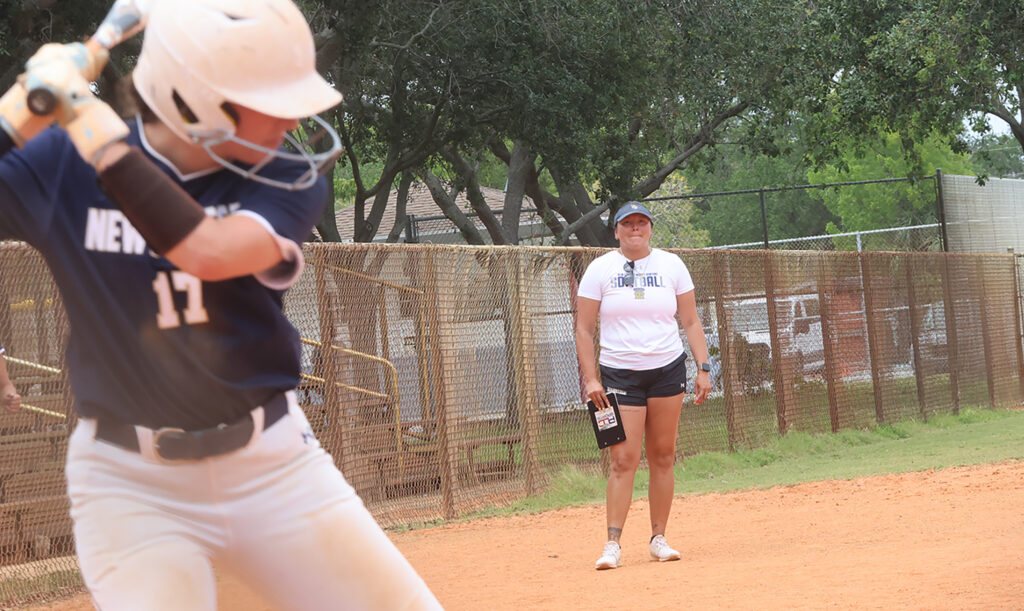 Cheyenne Nunez leads New College of Florida softball team through ...